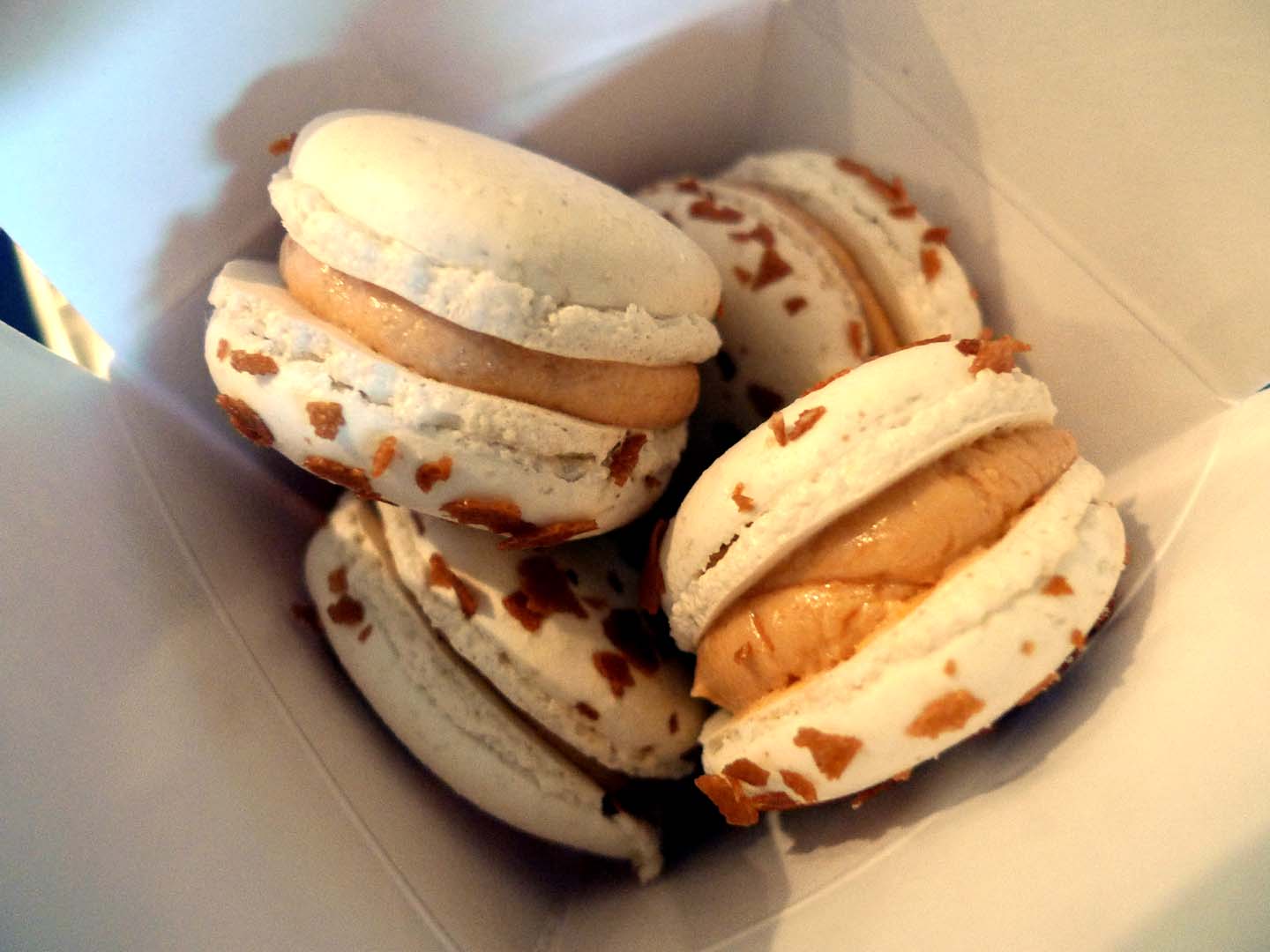 Mad for macarons - Hungry Travelers