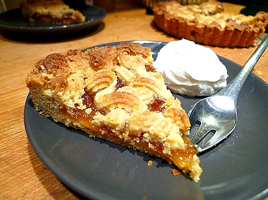Spanish orange & almond tart for Christmas - Hungry Travelers