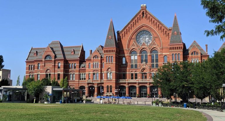 History by the glass in Cincinnati's OTR - Hungry Travelers